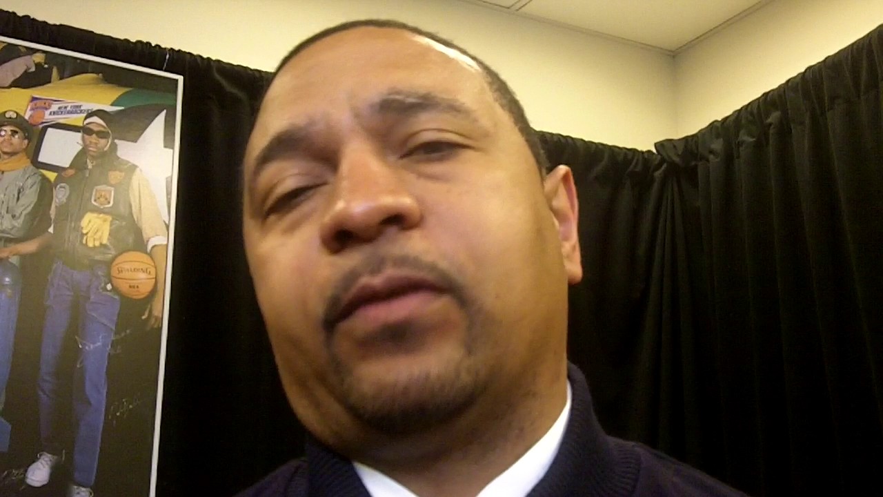 Mark Jackson on how his Christian faith taught him how to lead - YouTube