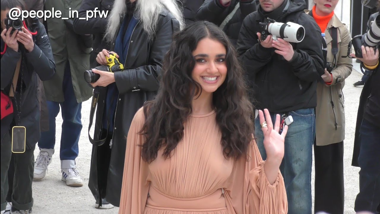 Geraldine Viswanathan - Zimmermann Fall Winter 2025/2026 fashion show ...