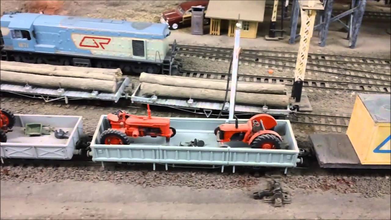 HOn3 models of Queensland Railways 1980s - YouTube