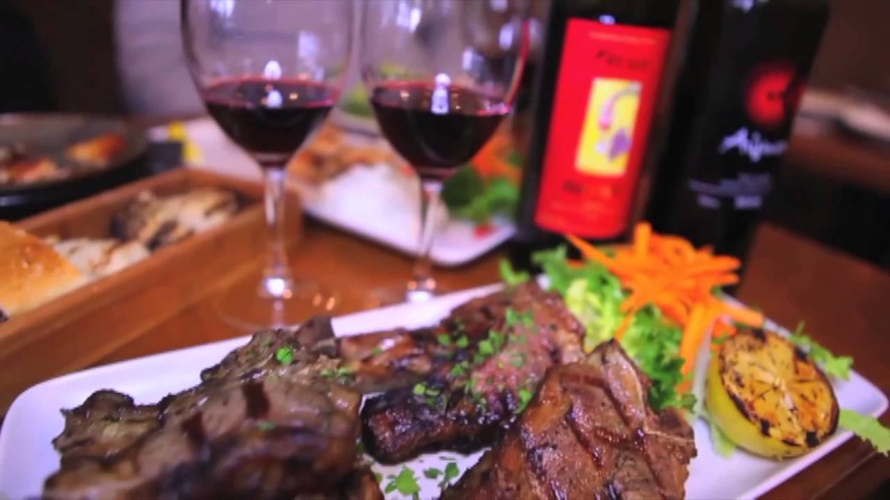 DD Poultry chicken - YouTube