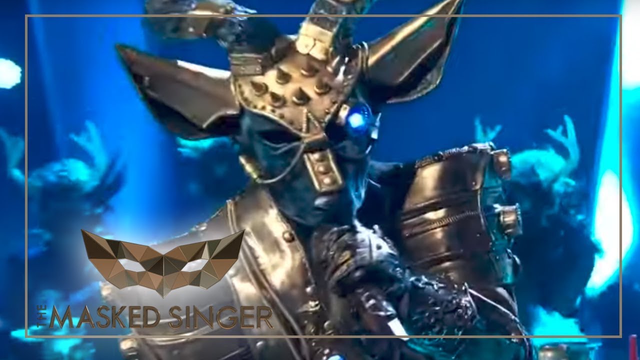 Let Me Entertain You - Robbie Williams | Kudu Performance | The Masked ...