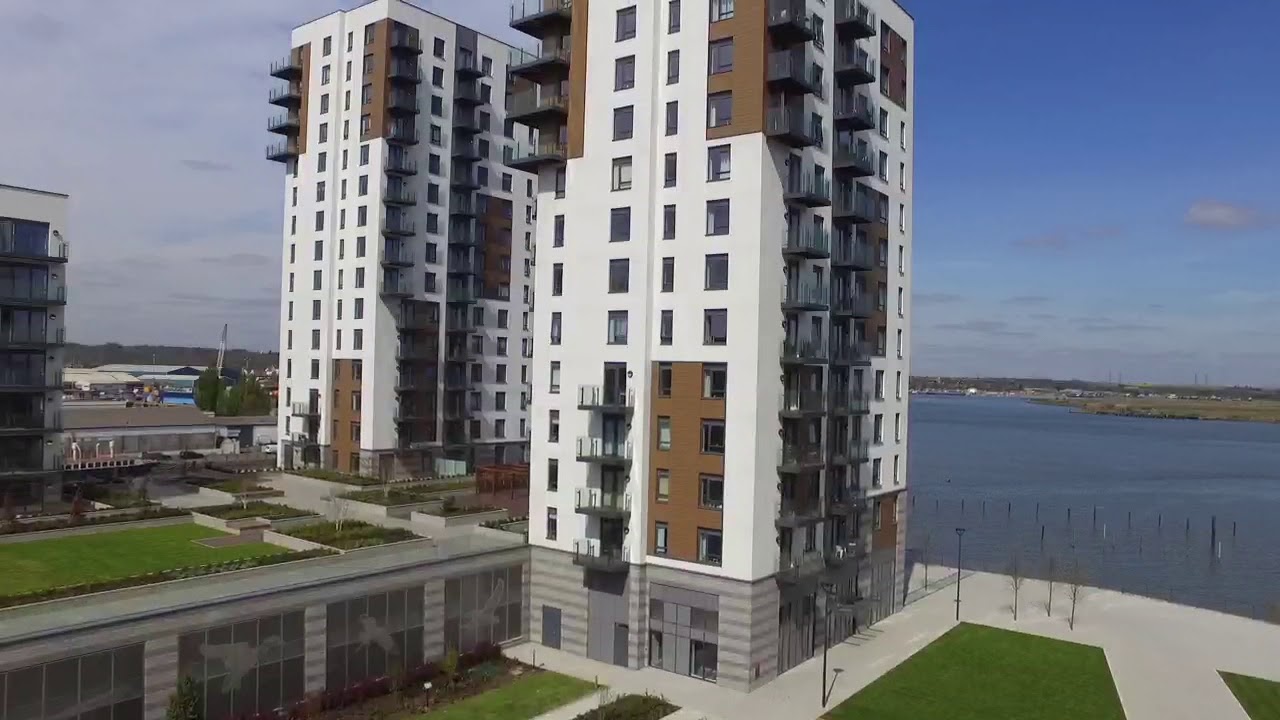 Victory Pier drone 15s - YouTube