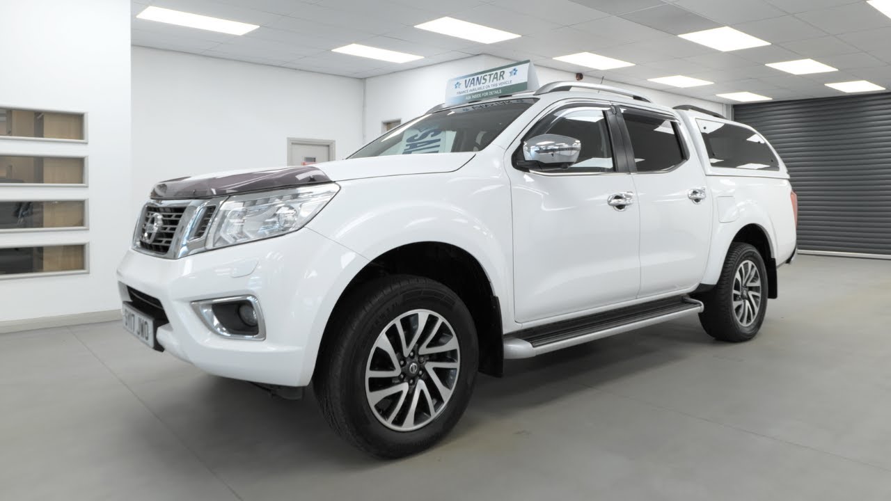 Nissan Navara White 2.3 dCi Tekna Edition 4WD Automatic Crewcab Pickup ...