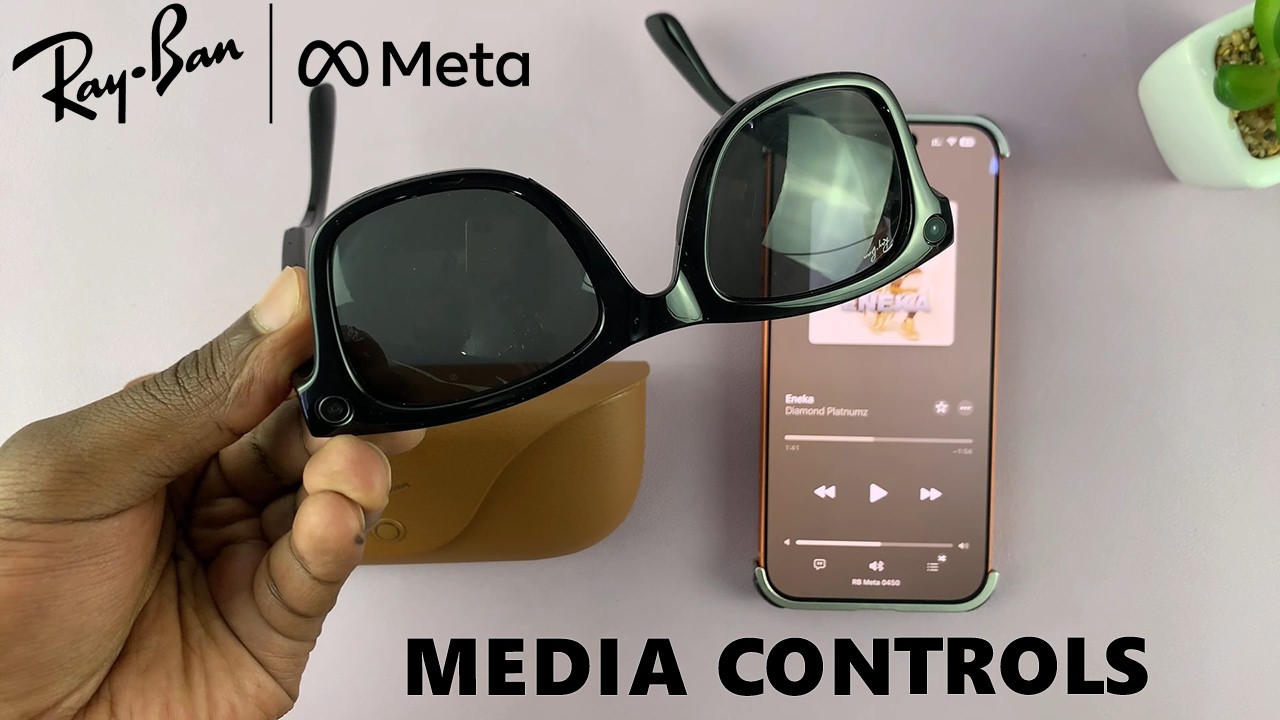 How To Play / Pause Media On Ray-Ban Meta AI Glasses - YouTube