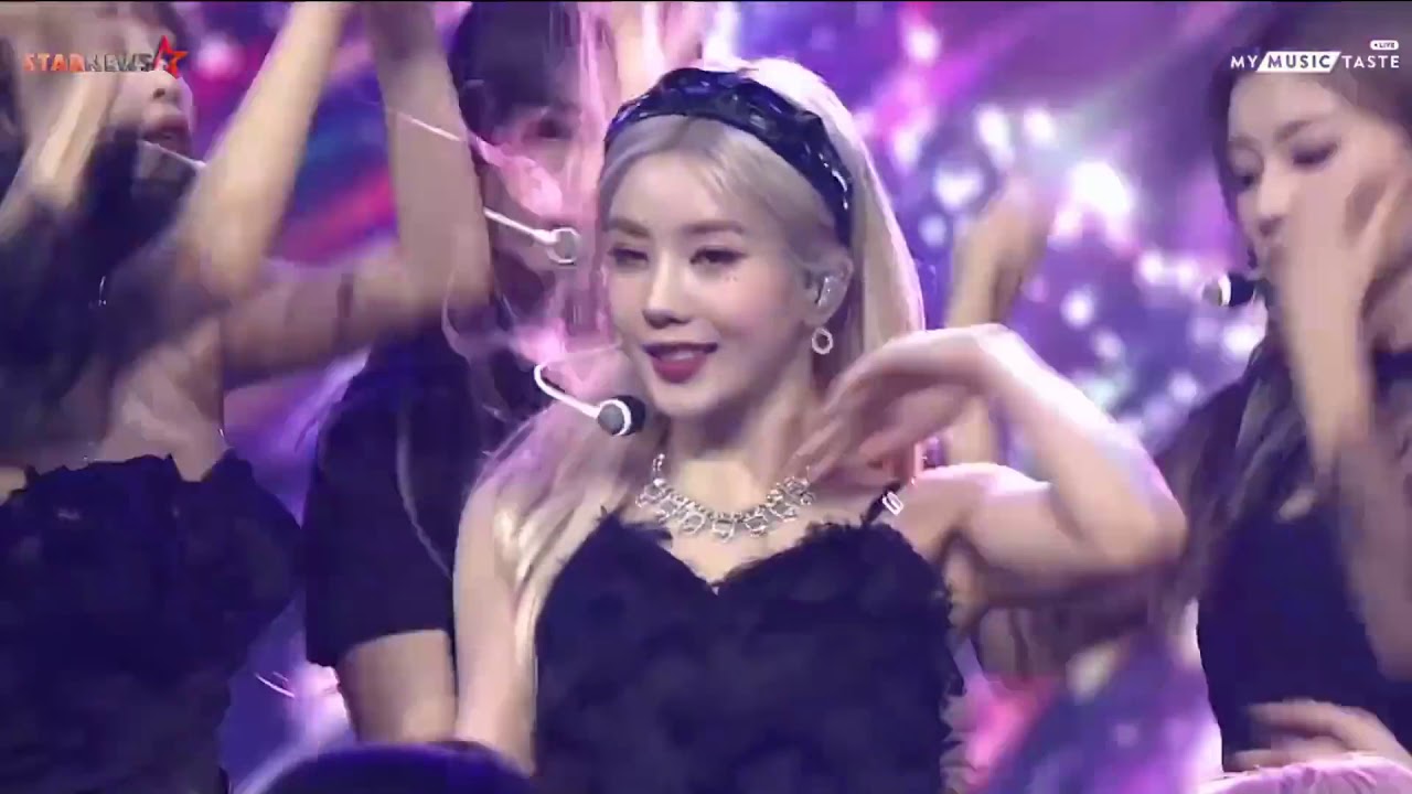 IZONE SECRET STORY OF THE SWAN & ROCOCO PERFORMANCE HD - YouTube