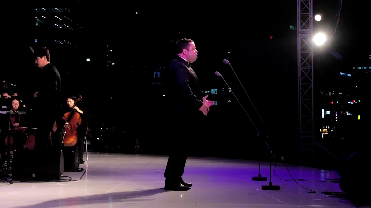 Paul Potts Nessun Dorma and Brindisi Seoul Square 2019 - YouTube