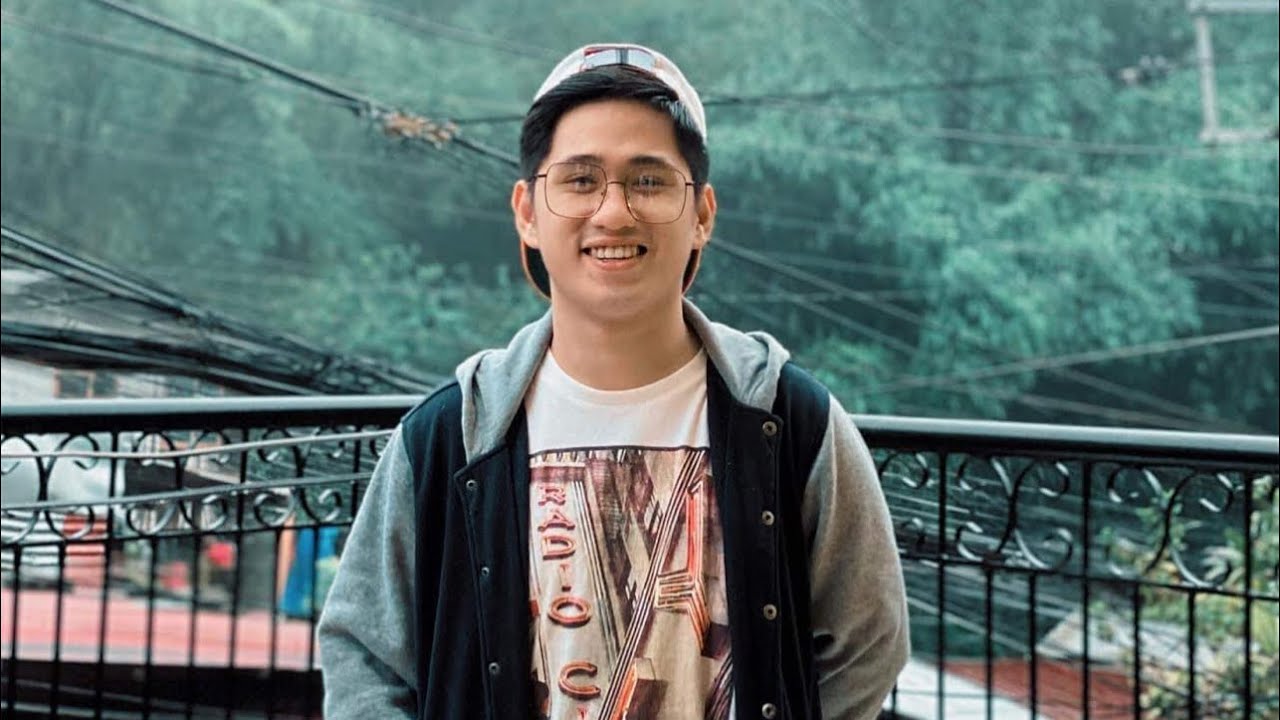 Bessang tv childhood pictures haha - YouTube