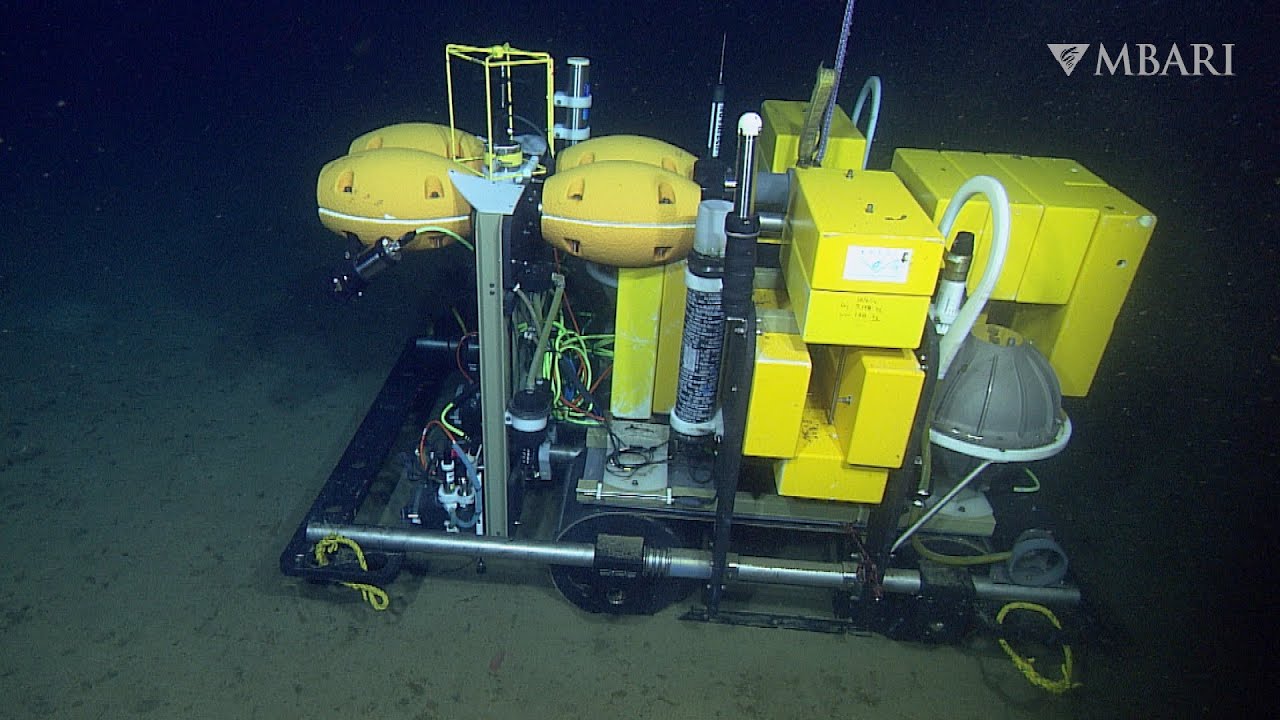 Deep-sea rover provides long-term data on carbon cycle and climate ...