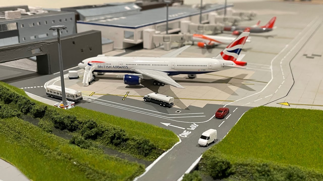 Making a river for my 1:400 model airport - YouTube