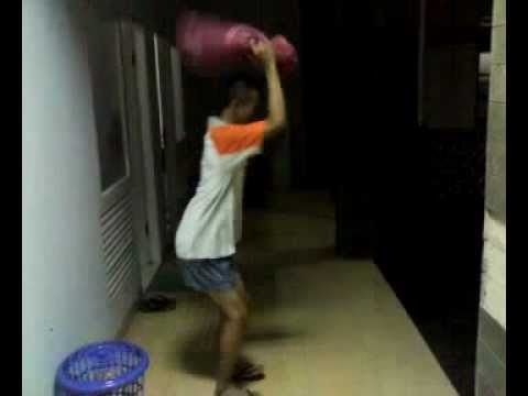 GOYANG BANTAL TERHOT TAHUN 2012