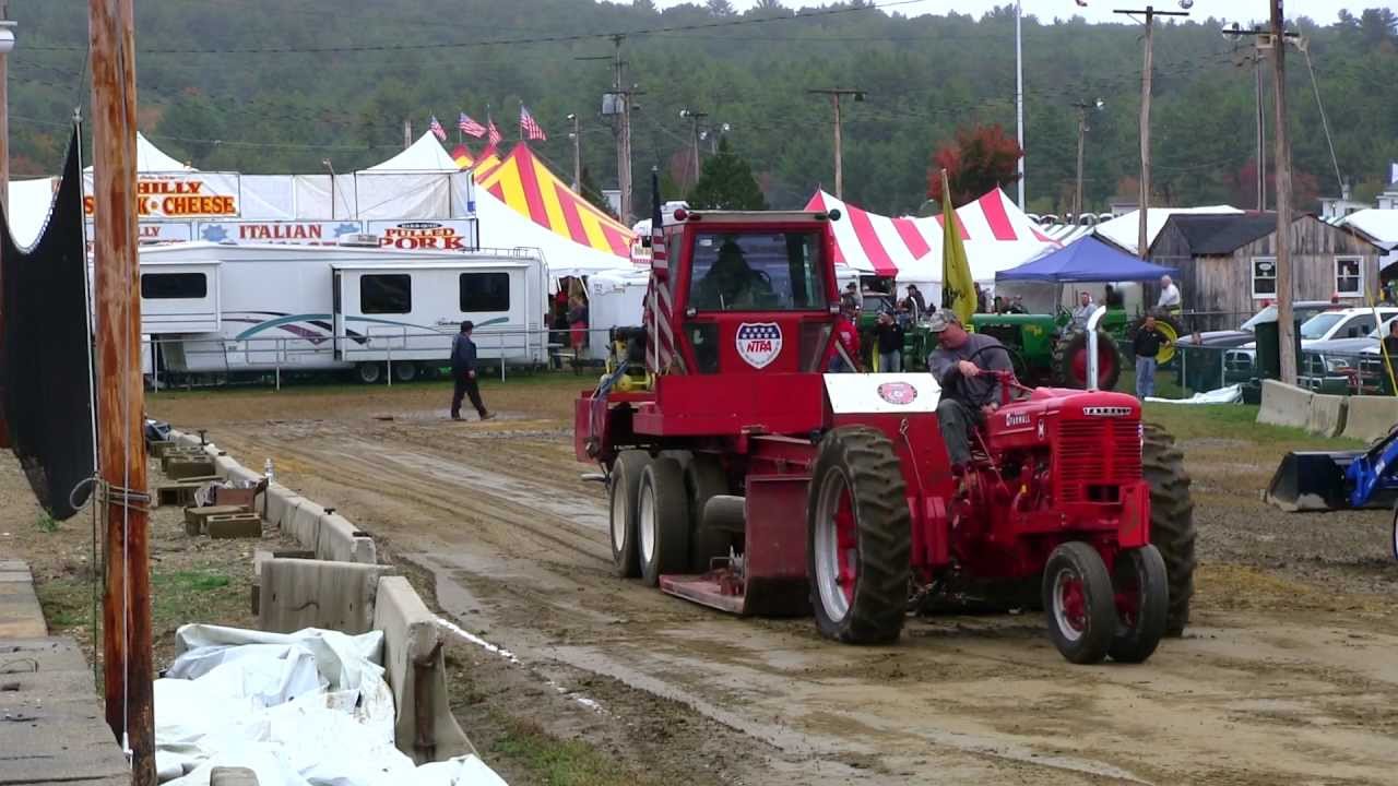 Farmall M - Antique Tractor Pull Deerfield Fair NH 2012 Video # 37 ...
