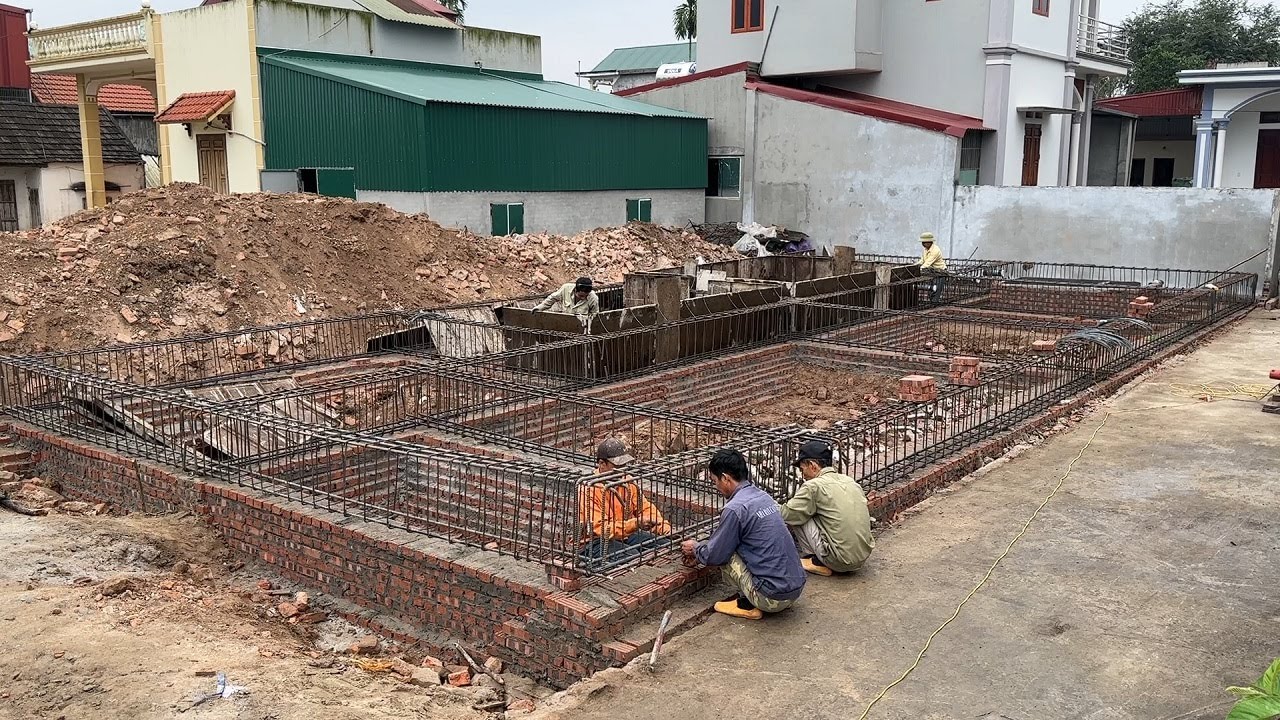 How to Building & Set Up A Basic Reinforced Concrete Foundation For A ...