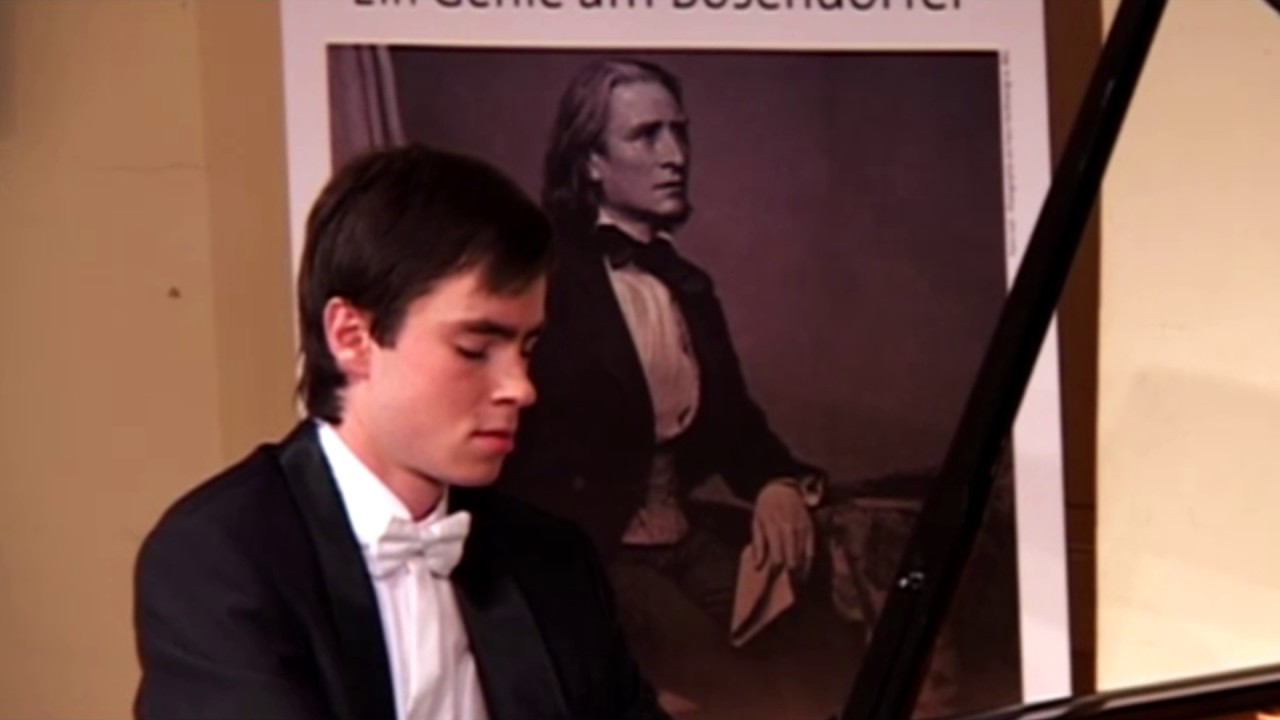 Dmitry Klimenko - UKRAINA - Piano - YouTube