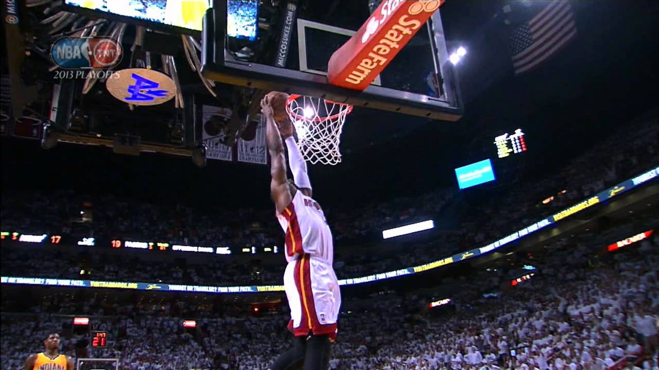 Dwayne Wade's coast-to-coast slam dunk! - YouTube