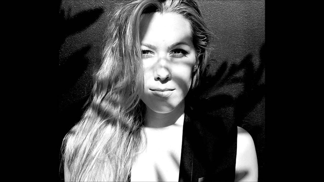 Colbie Caillat - Never Gonna Let You Down - YouTube