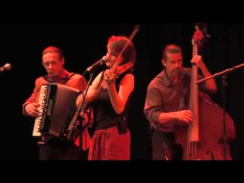 She'Koyokh - Sephardic Ratchenitsa & Yavuz Geliyor Yavuz