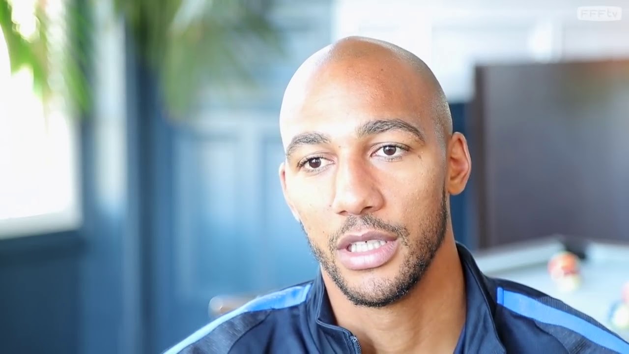 Equipe de France, "La Grande Interview avec"...Steven Nzonzi I FFF 2017 ...