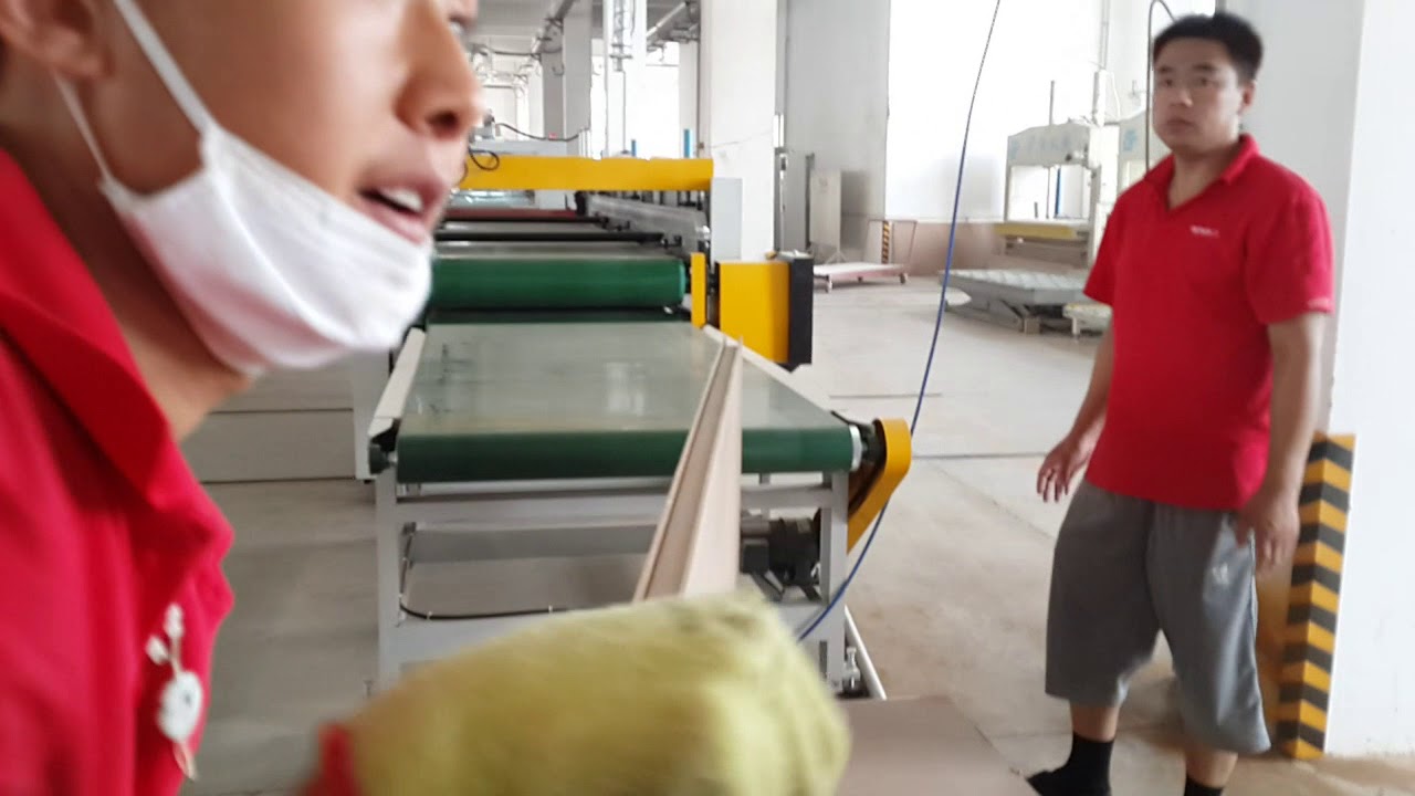 PUR honeycom door pressing line - YouTube