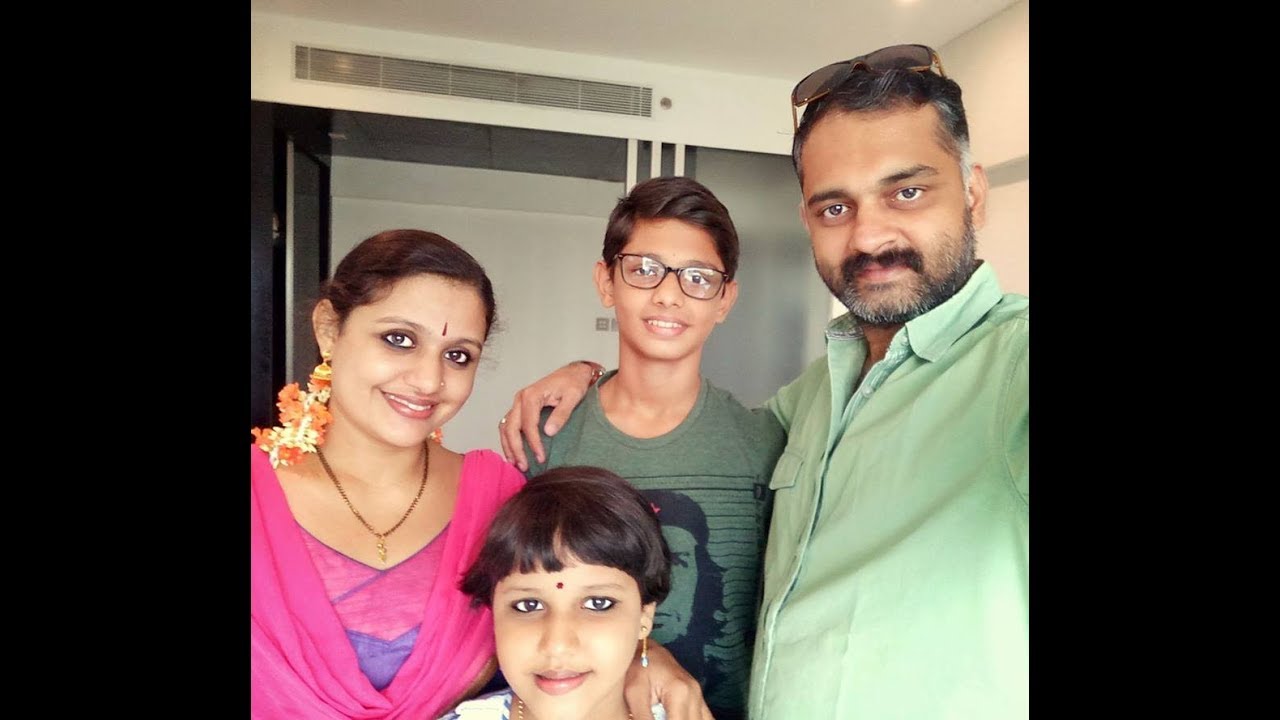 Music Director Bijibal with Family Photos ബിജിബാലിന്റെ കുടുംബം - YouTube
