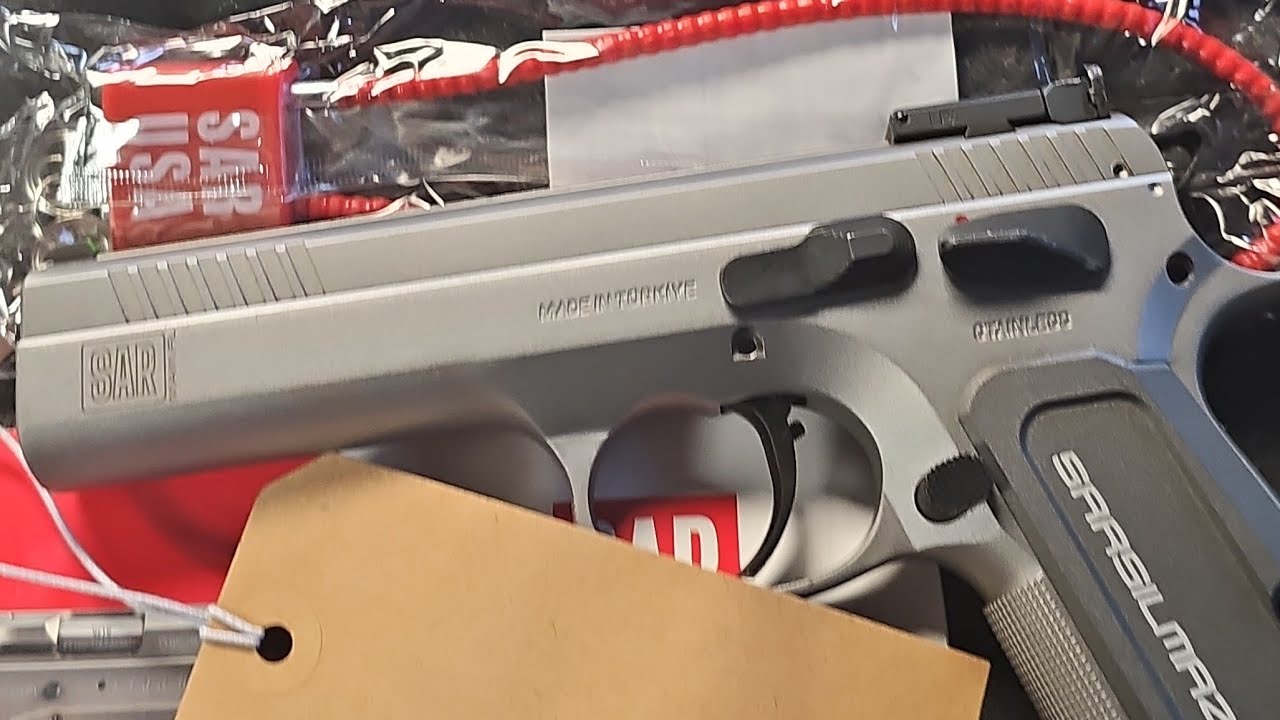 Chill hangout with GUNS - YouTube