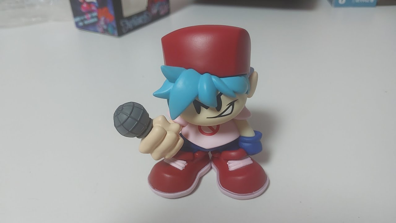 Friday night funkin | Boyfriend figure unboxing! - YouTube