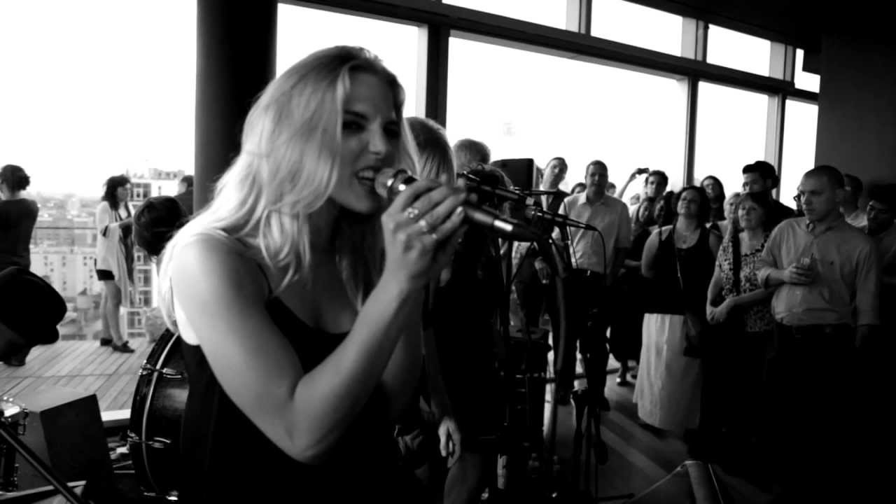 Delta Rae - Bottom of the River (Live) - YouTube