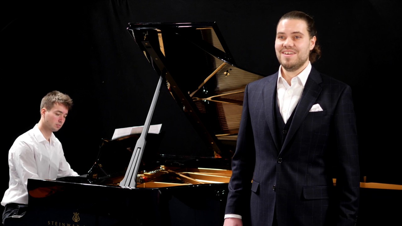 Thomas Atkins: Silent Noon (Vaughan Williams) - YouTube