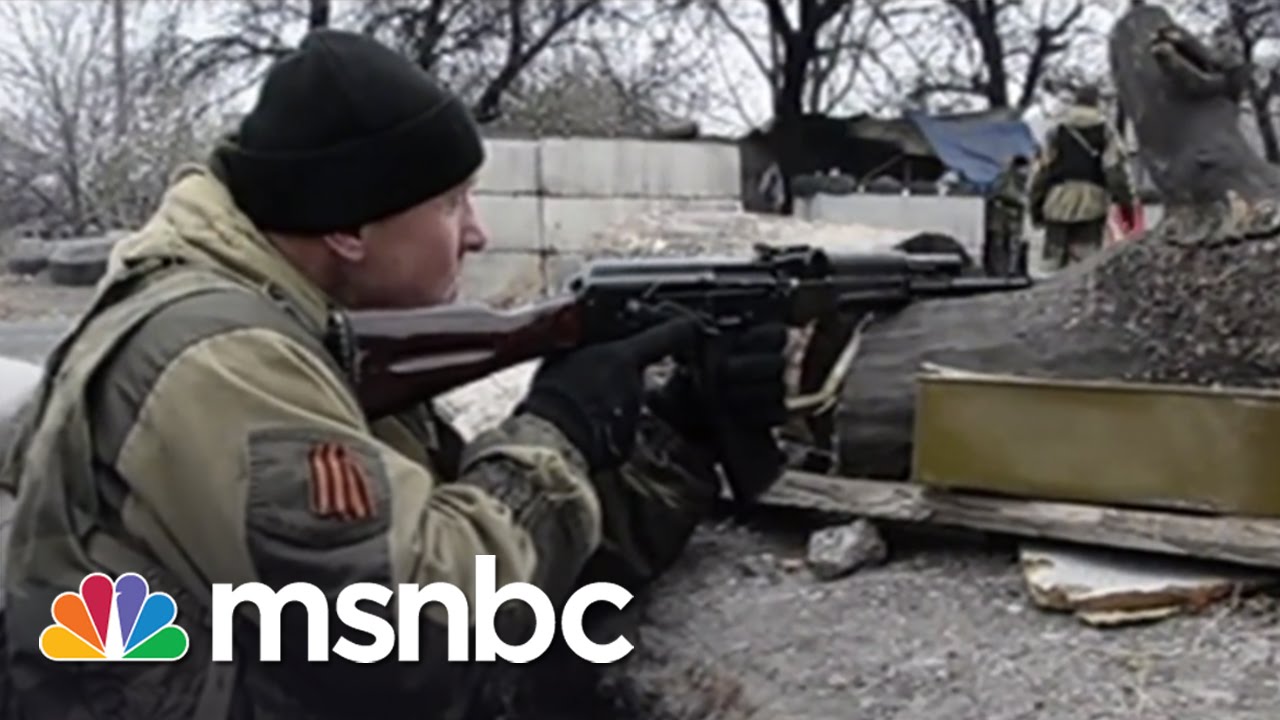 Russian Tanks Cross Ukraine Border | msnbc - YouTube