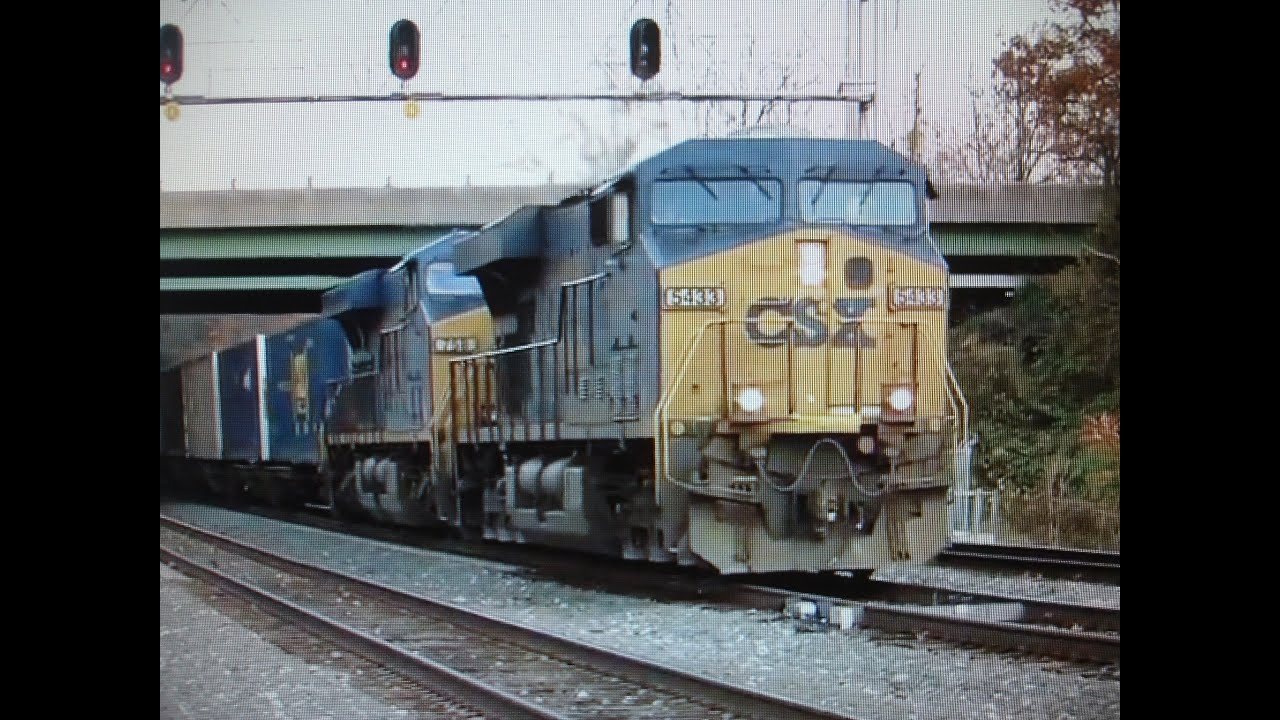 CSX Q033-11 Intermodal Train - YouTube