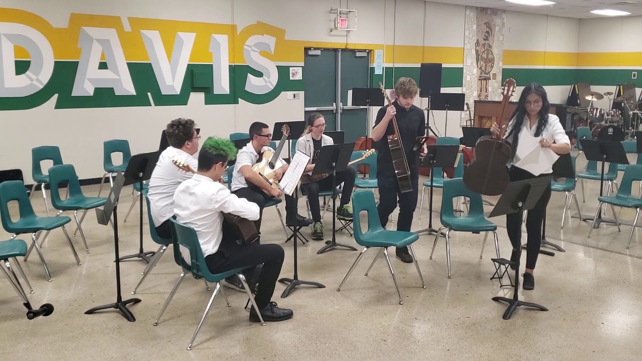 Grace Davis HS guitar concert - YouTube