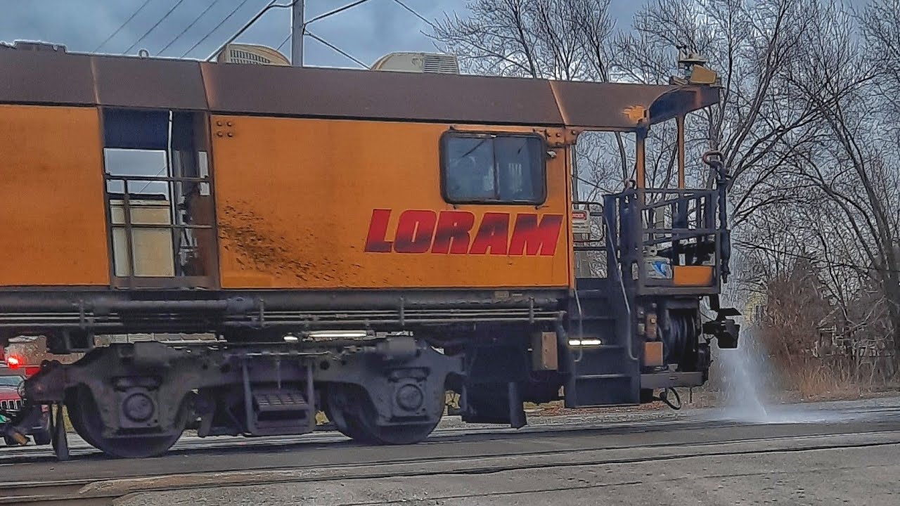 Railroad tracks sweeper - YouTube
