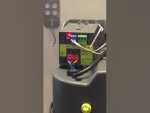 MOOVO-PIECES-DETACHEES.COM / Moovo - Présentation de la carte électronique MCI1 - YouTube