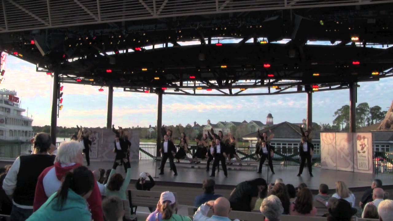 Vocal Motion 2012-13 Friday Night Performance in Downtown Disney ...