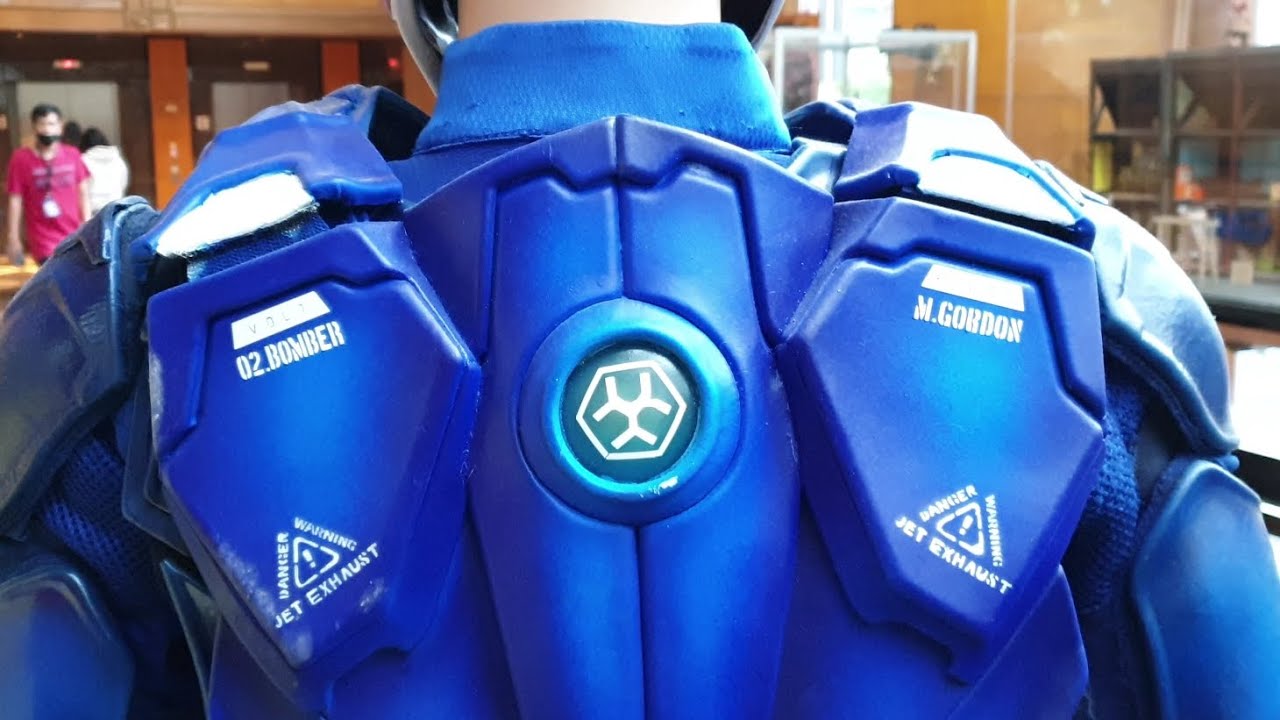 Voltes V Legacy Mark Gordon Flight Suit Back Let's Volt In! - YouTube