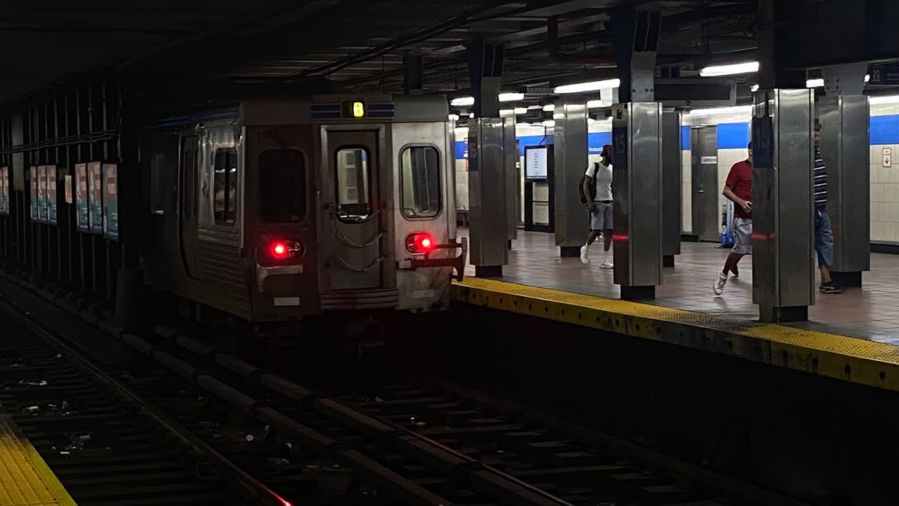 SEPTA Market Street Subway - YouTube