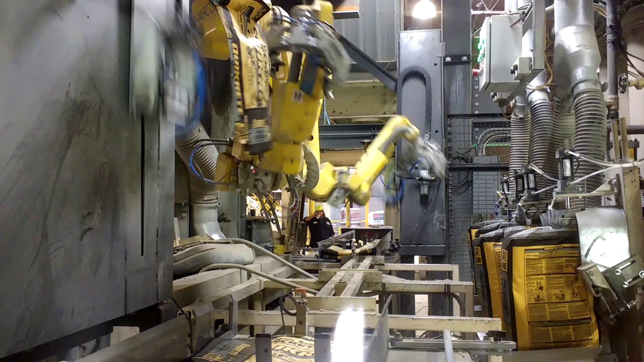 PASCO Robotic Valve Bag Placers Dual Arm - YouTube