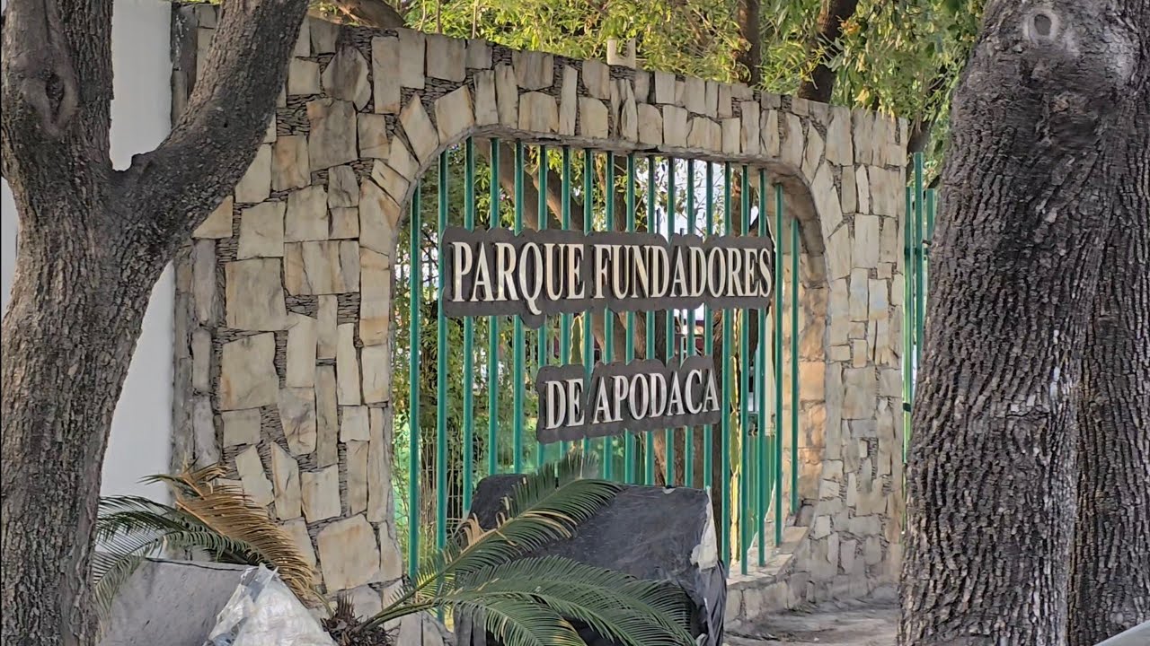 Parque Fundadores Apodaca - Ojo de Agua - YouTube