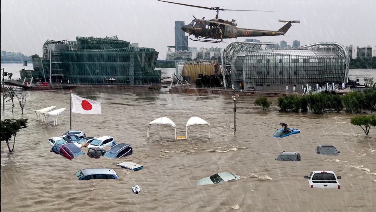 It's happening in Japan now! Endless water invaded the cities! Flooding ...