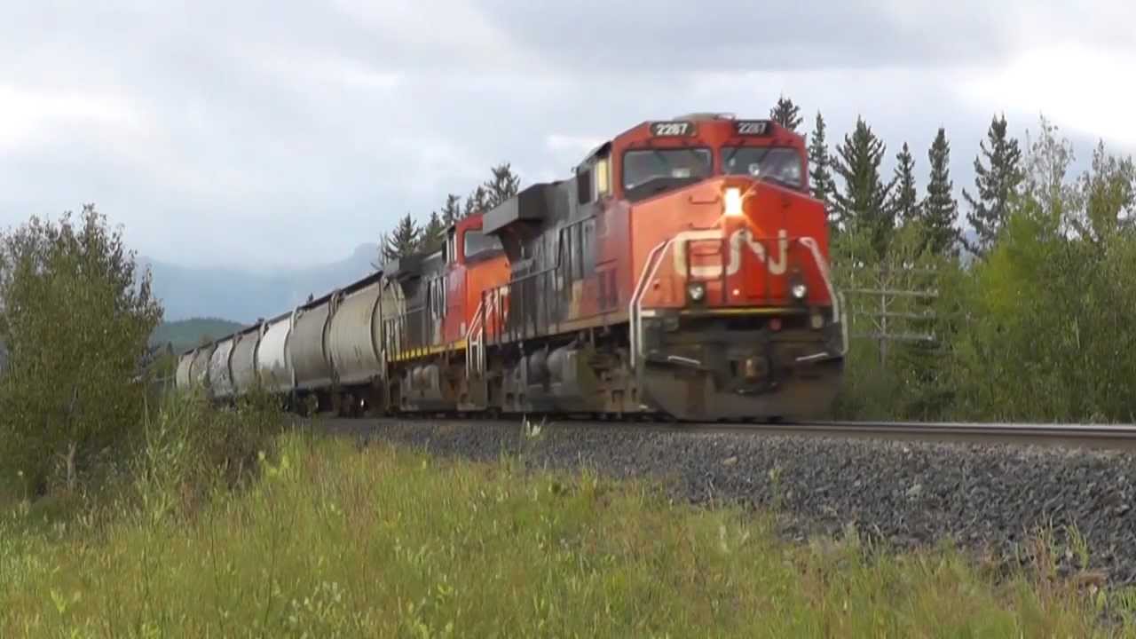 CN Rail - Mixed Manifest on the Edson Sub (Hinton West) - YouTube