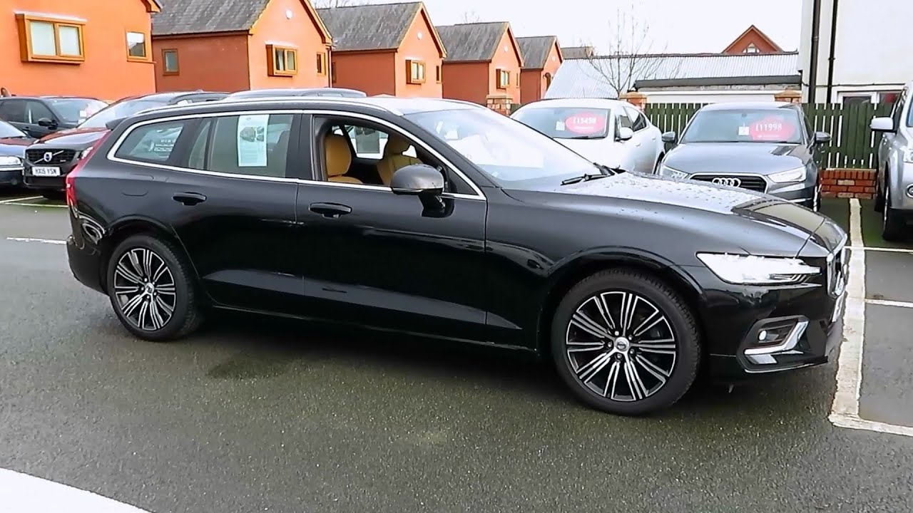 2019 Volvo V60 2.0 D4 Inscription - Start up and full vehicle tour ...