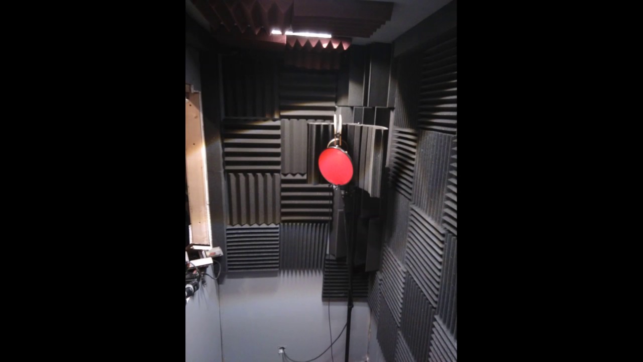 Make your own recording booth Time-lapse - YouTube