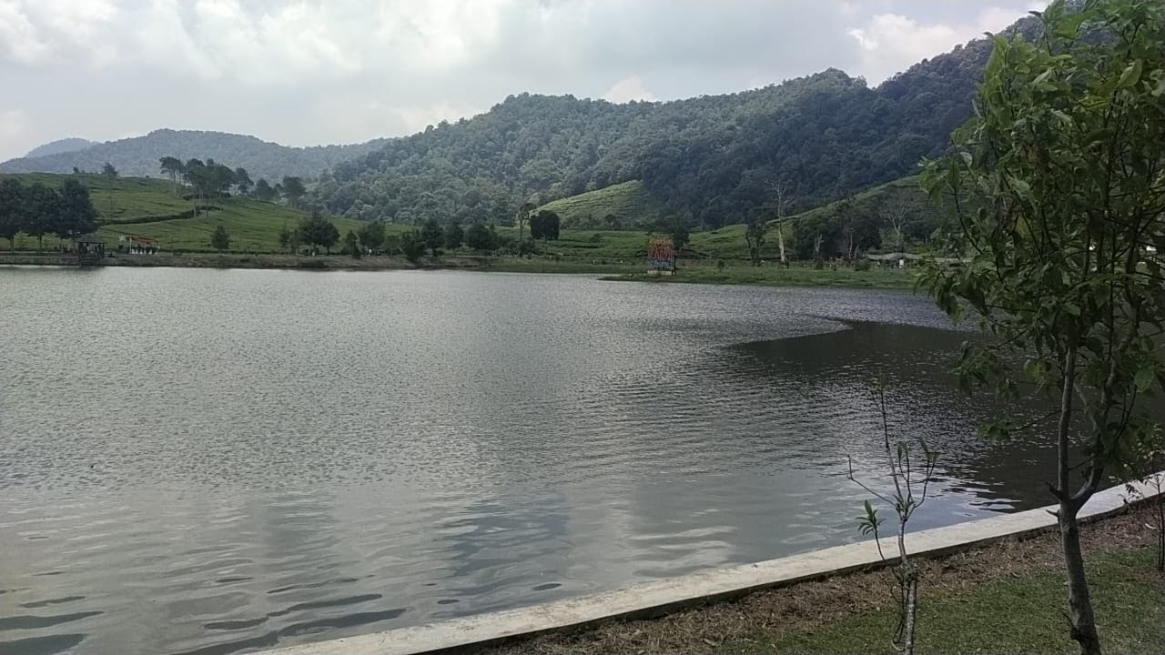 ADA DANAU DI PUNCAK PASS !!I " TALAGA SAAT - CISARUA BOGOR "// THE ...