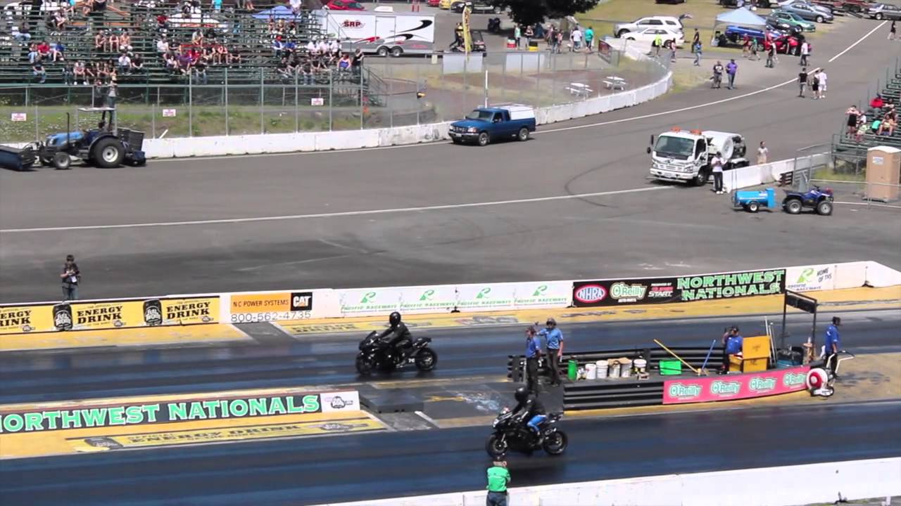Bikes Drag Racing (Seattle Forum Fest) - YouTube