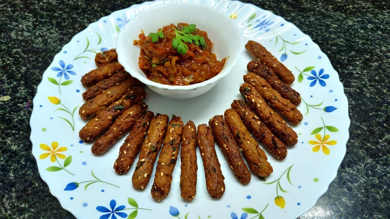 Roti Stick with Salsa Dip Recipe | रोटी स्टिक के साथ साल्सा डिप रेसिपी ...