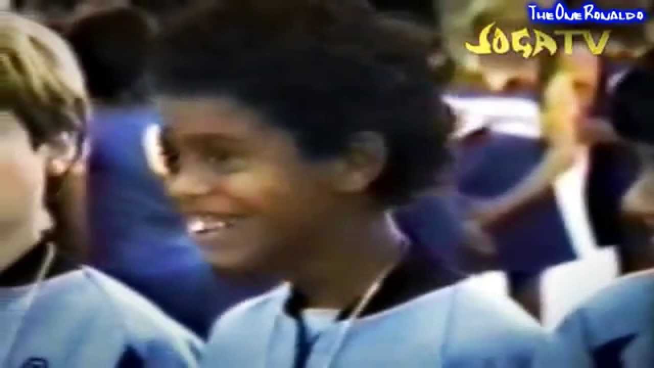 Ronaldinho - From a little brazilian child to a brazil freestyler(His ...