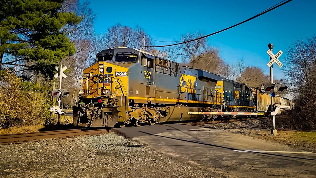 Massive 916 Axle Train - YouTube