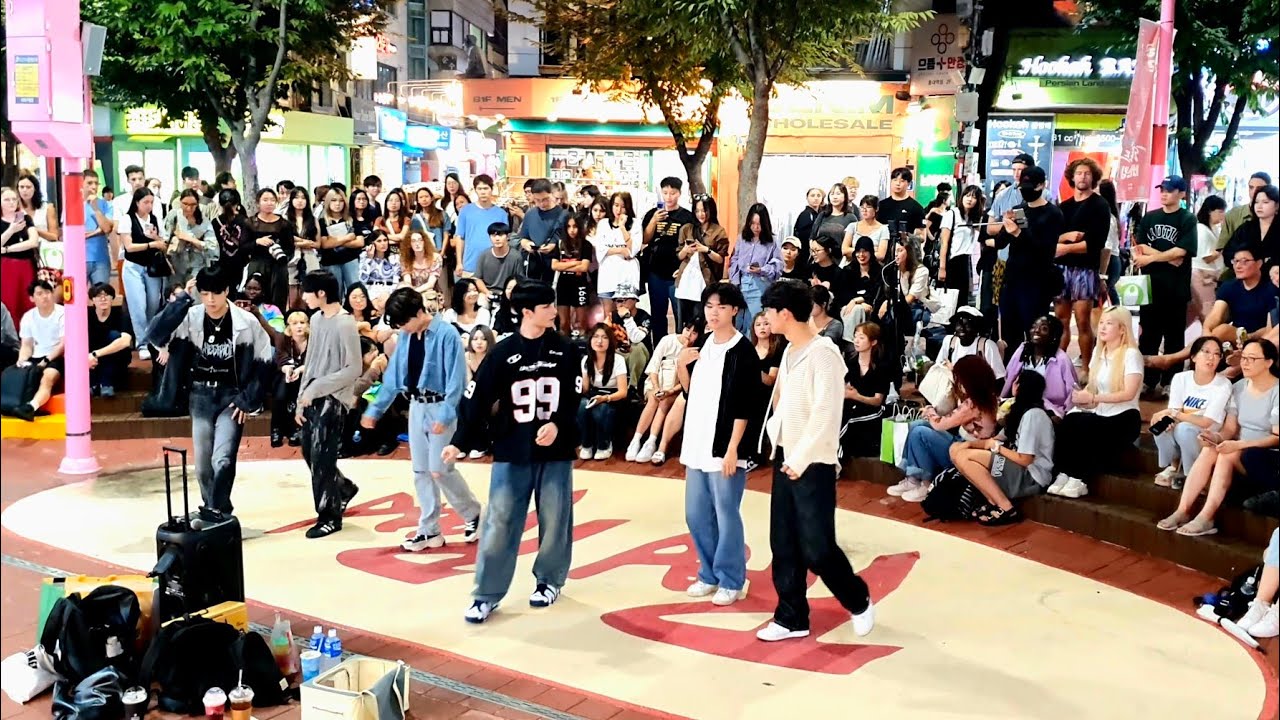 [STREET ARTIST] ONE OF. WITH AUDIENCE. INTERACTIVE HONGDAE BUSKING ...