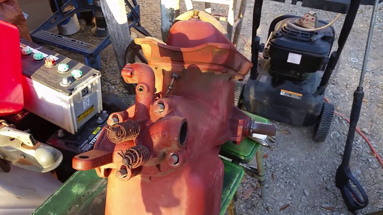 Old Antique Gas Engines Something Living in cylinder - YouTube