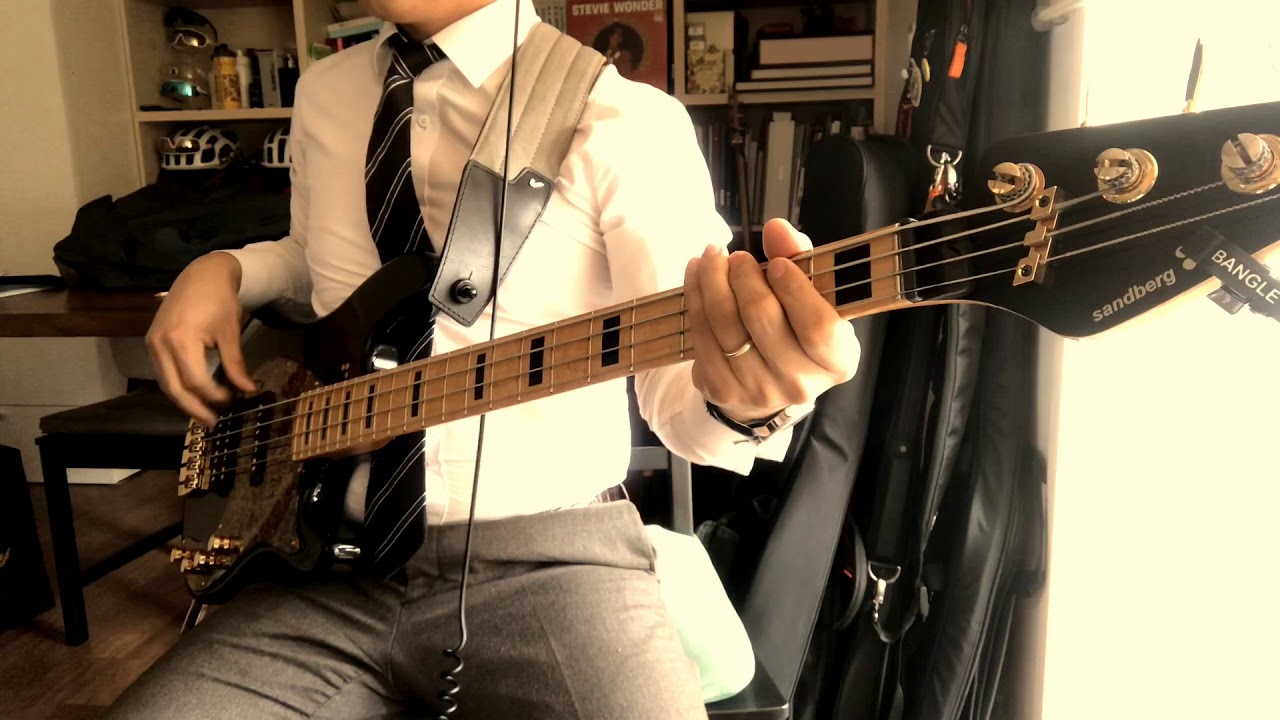 #010 Crawler - Deirdre Cartwright / Rockschool Bass Grade.2 - YouTube
