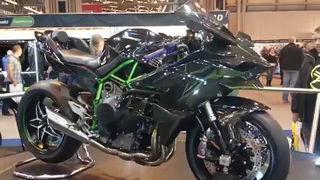 Kawasaki H2R 360° and exhaust noise - YouTube